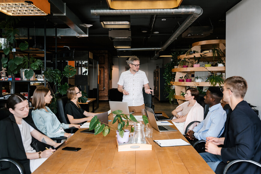 Charismatic Leadership: How to Tap into Heart and Soul to Lead