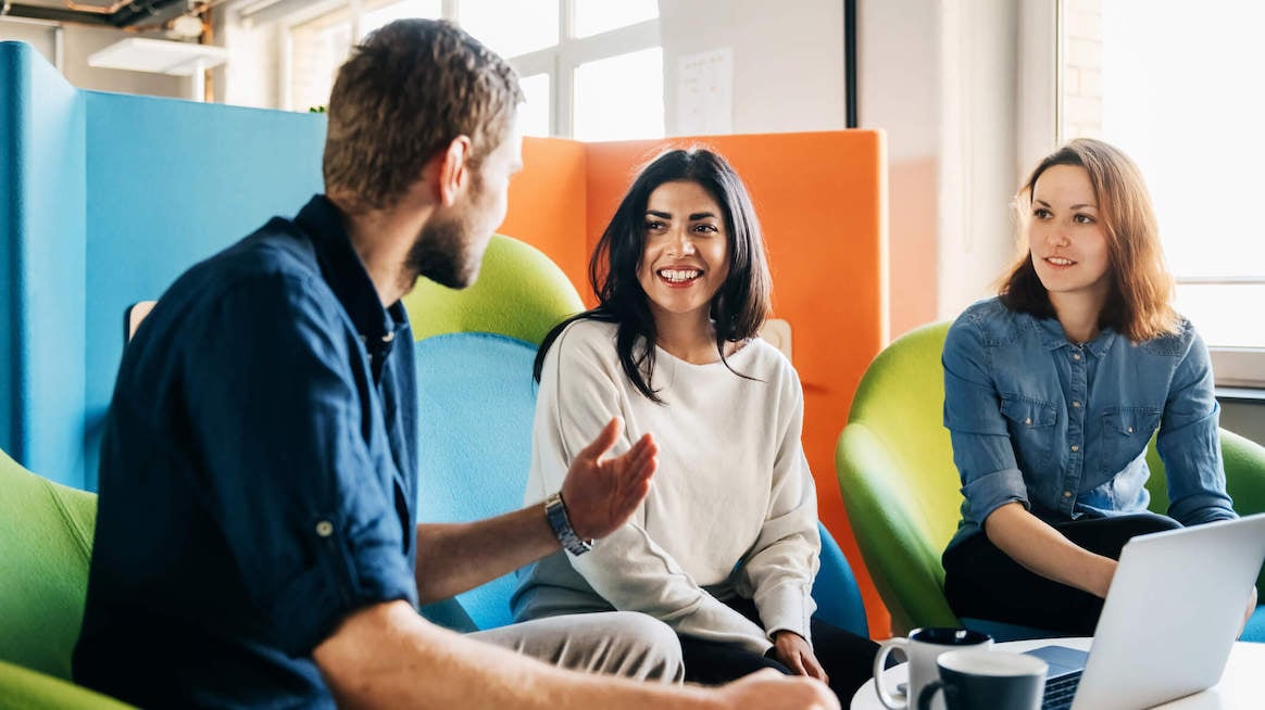How to Coach Your Team to Success: 5 Key Tips For Managers