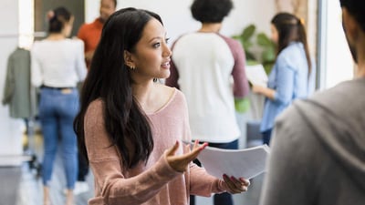 Why Coworker Feedback is So Important and 5 Ways to Give It