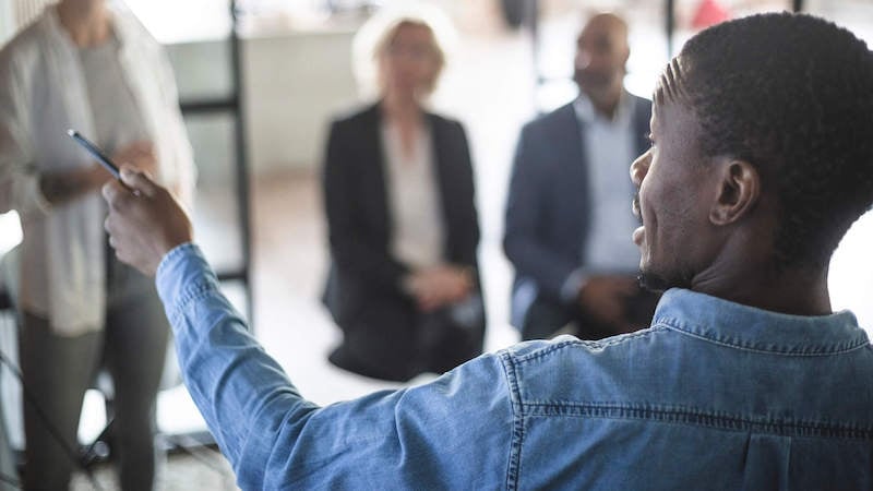 How to Be A Good Storyteller: 9 Tactics to Try