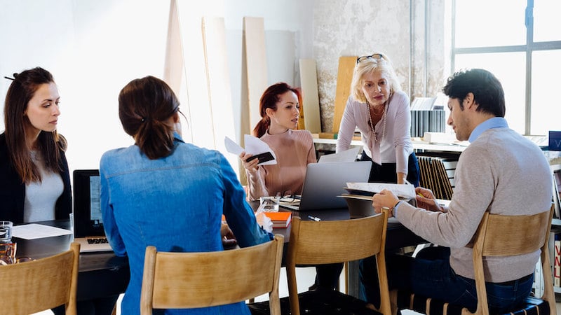 Internal Communication: 4 Strategies To Set Your Business Apart