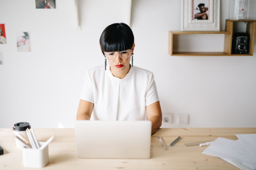 How to Apologize to Someone With Grace and Professionalism