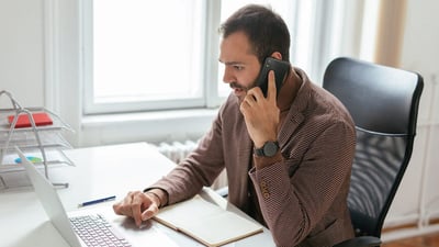 Types of Feedback and Ways to Use Them (With Examples)