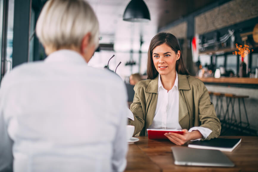 20 Exit Interview Questions to Ask (+ Example Answers)