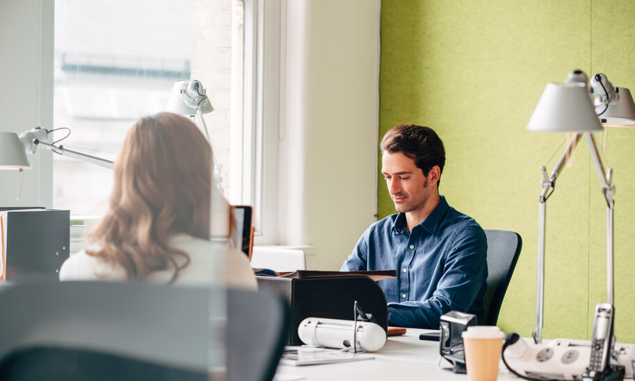How to Give Two Weeks’ Notice without Burning Bridges [plus template]