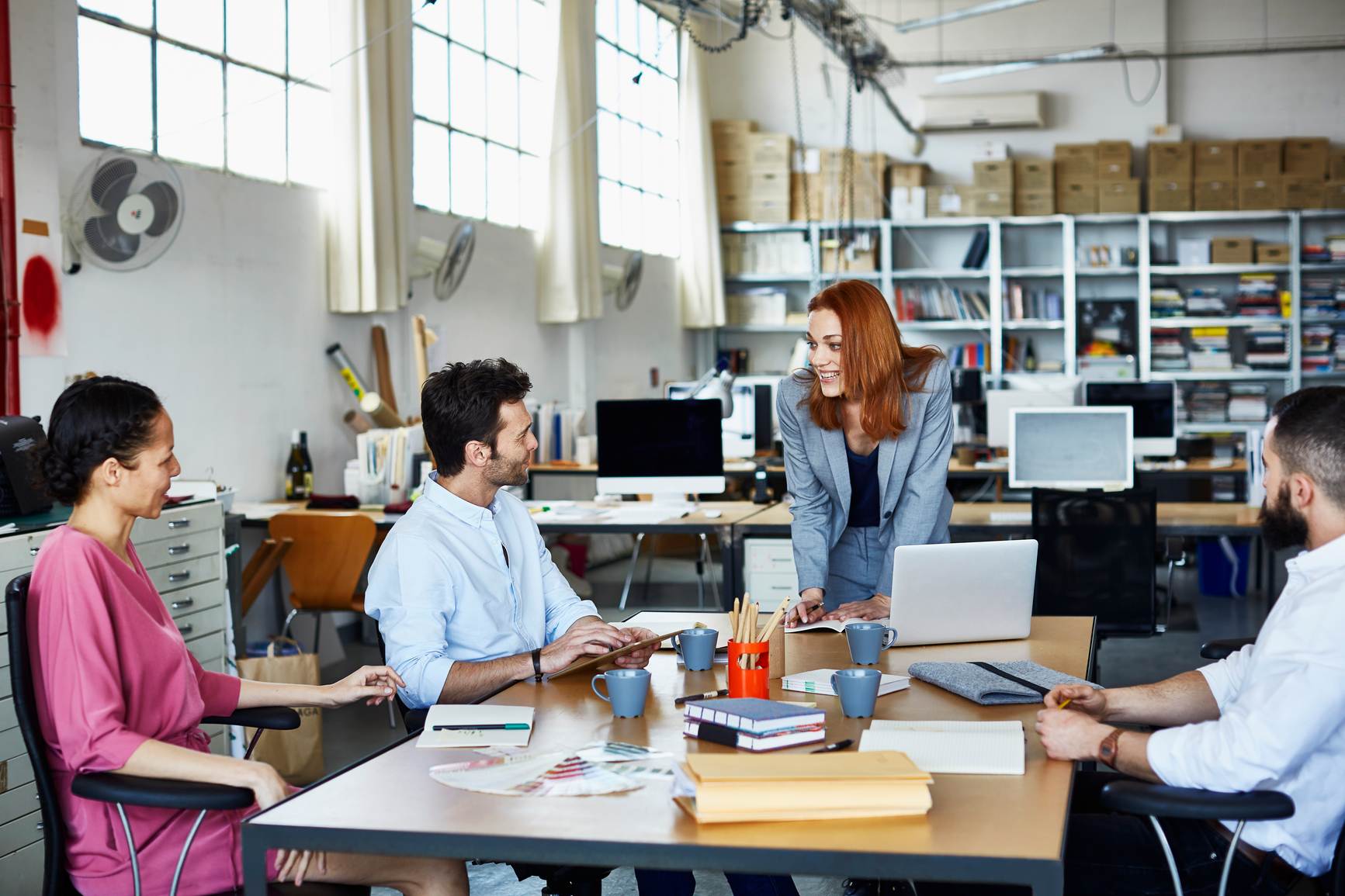 How to Be a Good Team Player at Work: 10 Tips