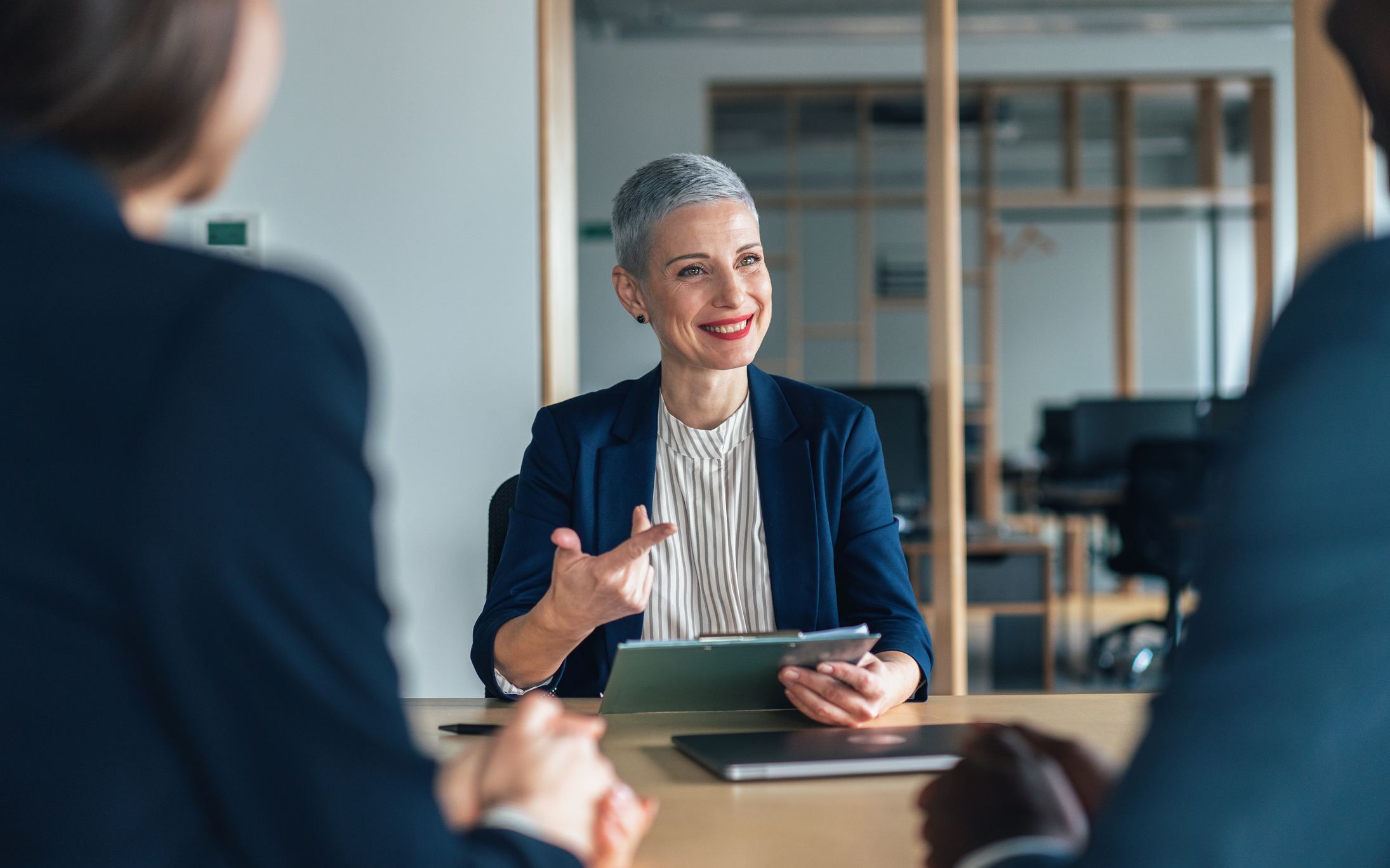 5 Kudos Examples to Show Appreciation at Work