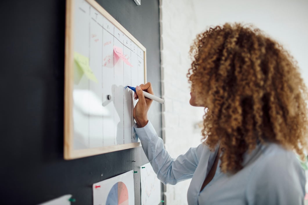 How To Manage Two Jobs at Once and Succeed