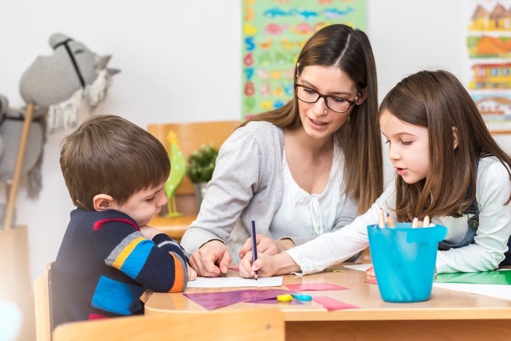 How to Be a Working Mom: 10 Tips to Have the Best of Both Worlds