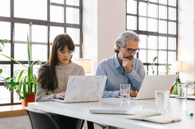 How Long Should You Stay In a Job: Appropriate Job Tenure