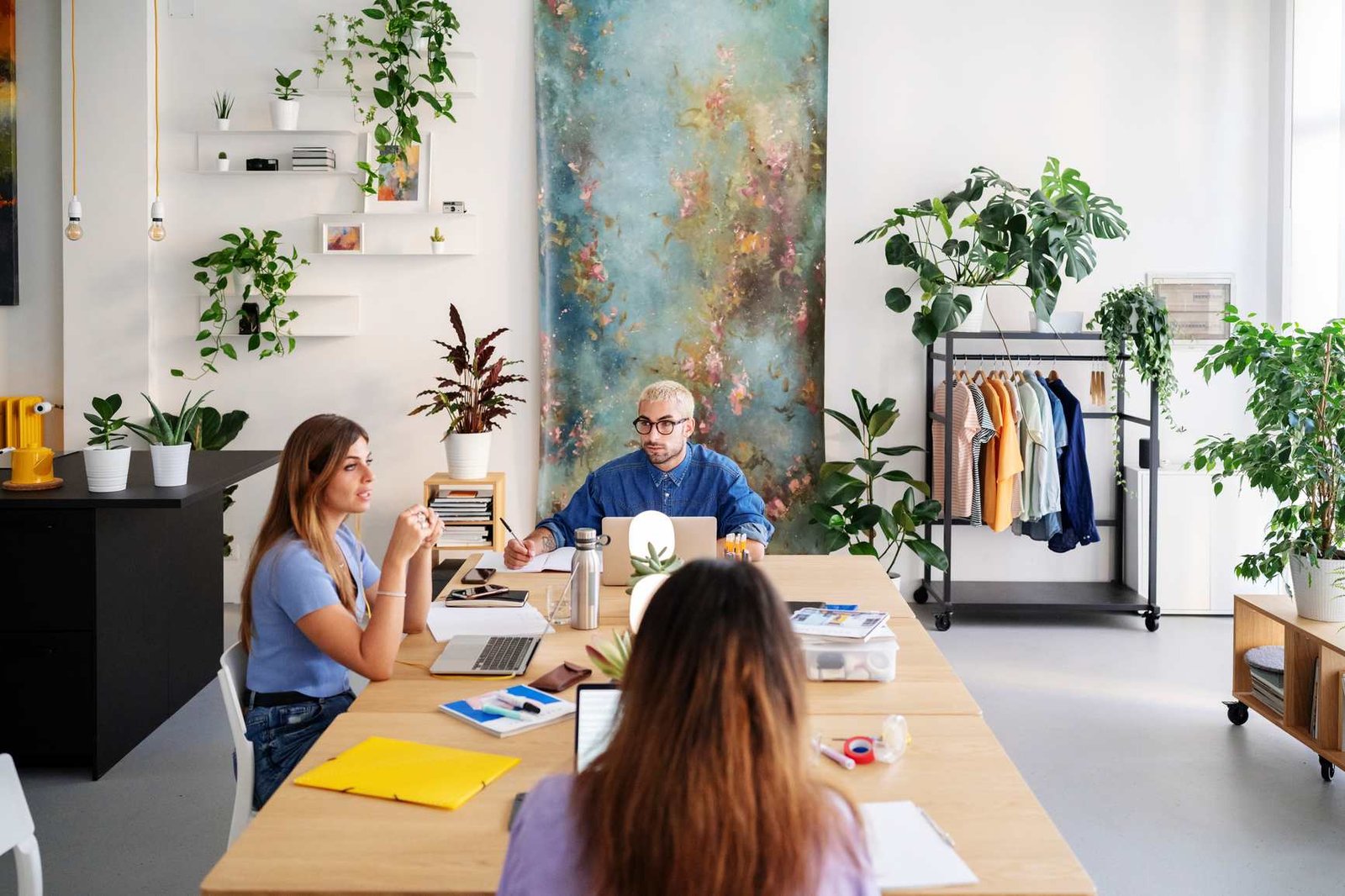 How to Handle Workplace Conflict: 7 Steps to Cool the Embers