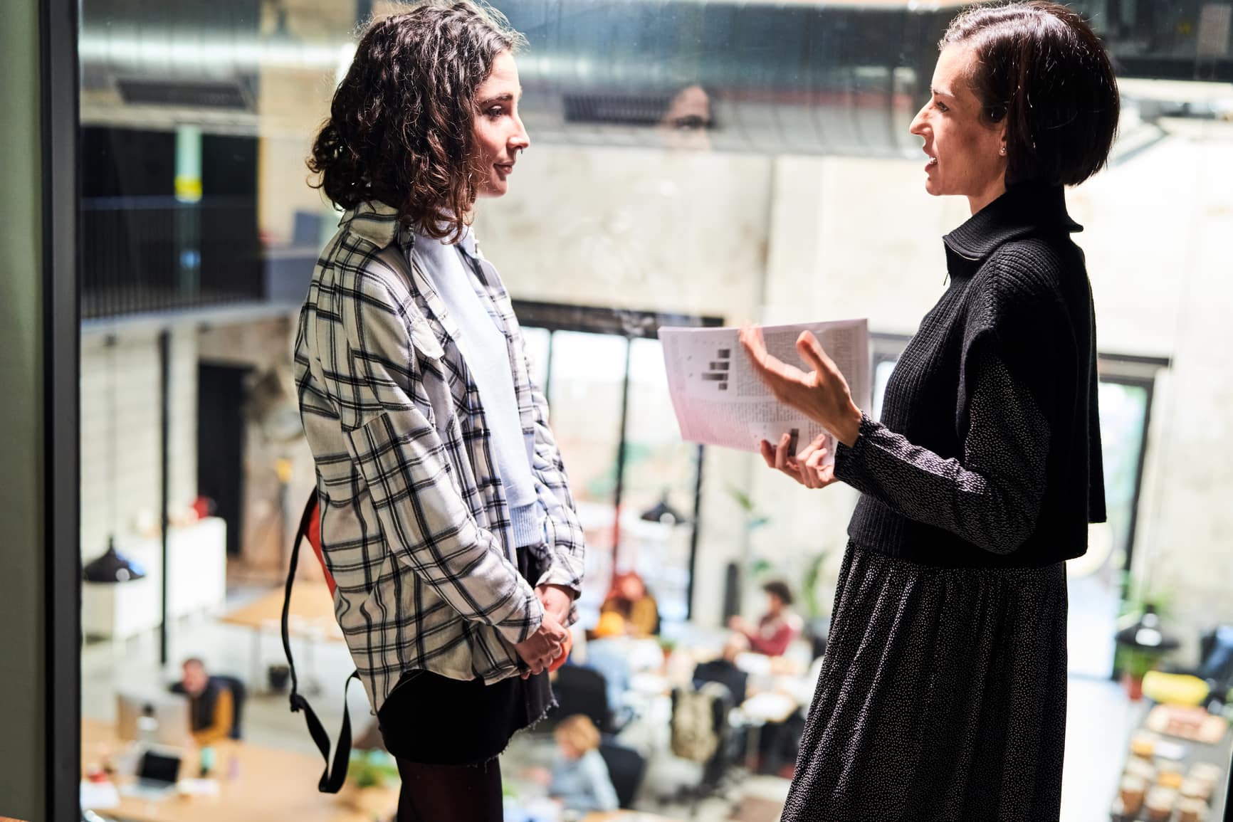 Overworked Symptoms: 7 Signs That You’re Burning Out