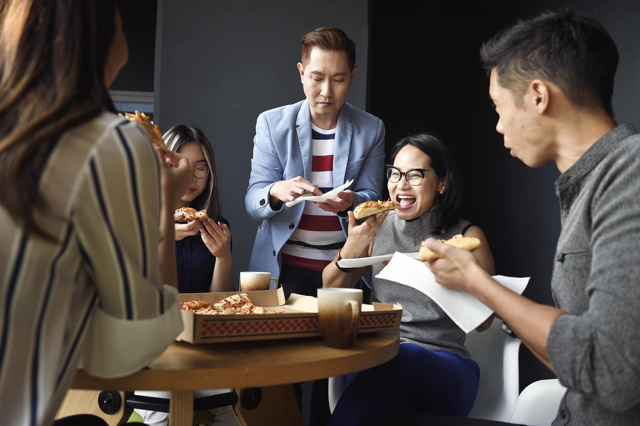 Effects of Peer Pressure: How It Affects the Workplace