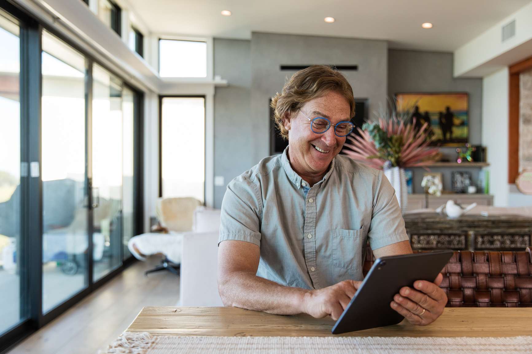 How to Cheer Someone Up: The Ultimate Guide