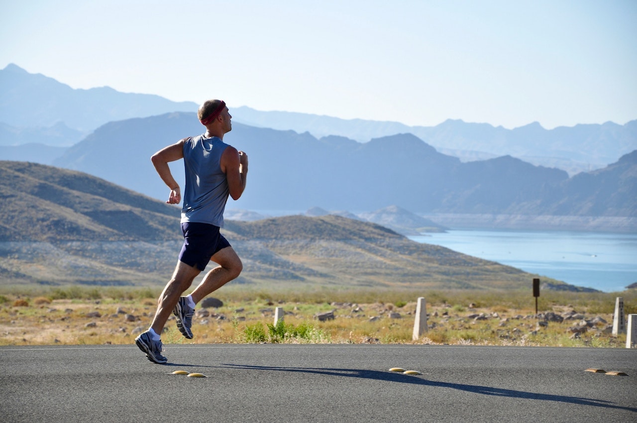 10 Realistic Fitness Goals to Improve Your Health