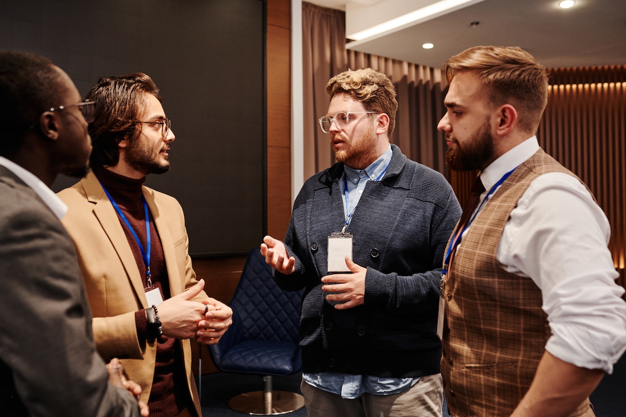 18 Jobs For Extroverts: Let Your People Person Flag Fly