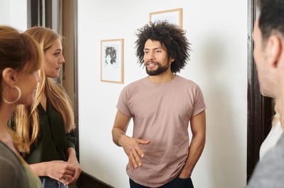 Don’t Be Shy! 10 Tips on How to Tell a Good Story