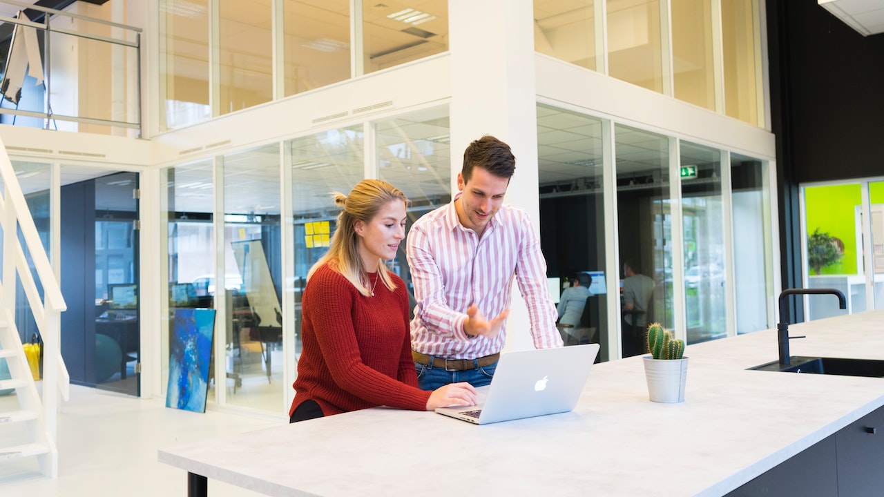Relationship-Building Skills Examples for Stronger Bonds