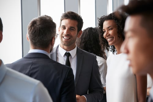 How to Network Better Even If You're Shy (20+ Tips)