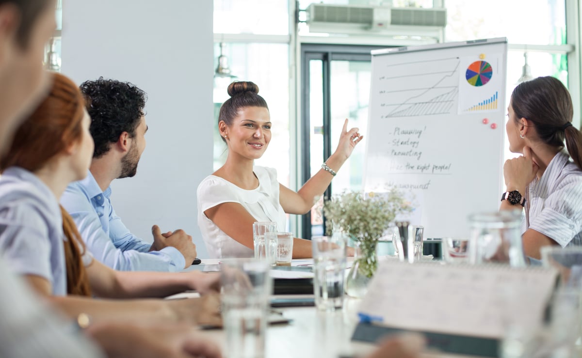 How to Give a Good Presentation: 10 Tips