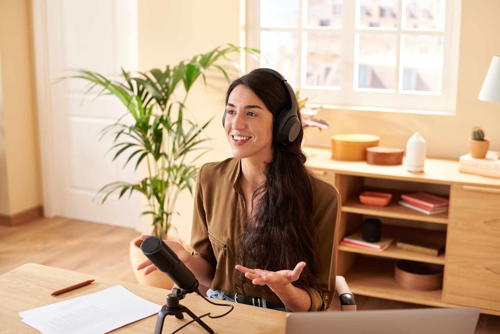 How to Be More Articulate: 5 Tips to Improve Speech