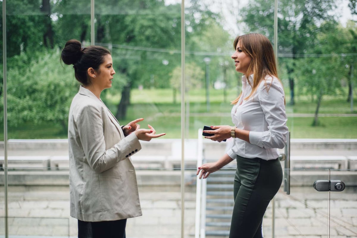 How to Connect With People: 10 Surefire Ways