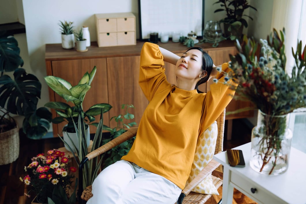 What Is Emotional Distress? 4 Tips to Deal With Unpleasant Emotions