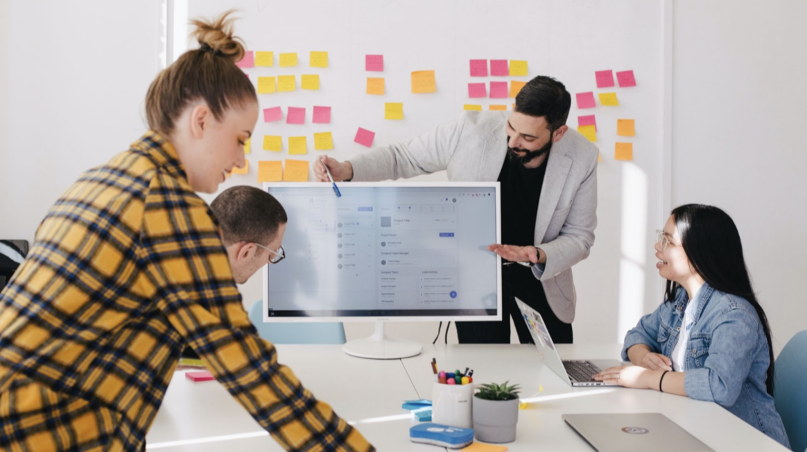 Career Path Definition and 12 Steps to Pave Yours (+Examples)