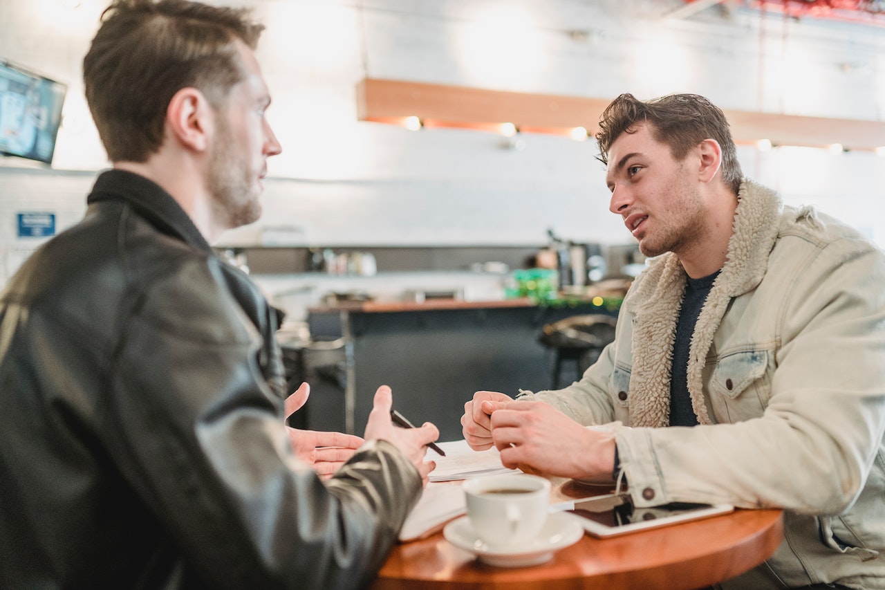 What’s a Performance Coach? How to Find & Hire One