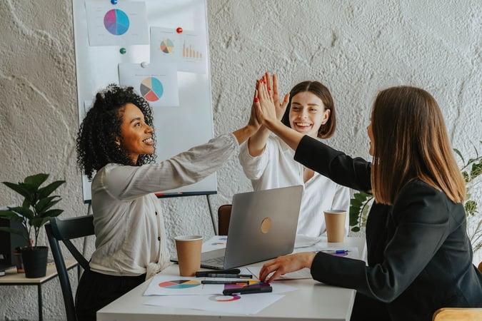 12 Benefits of Teamwork (With Examples)