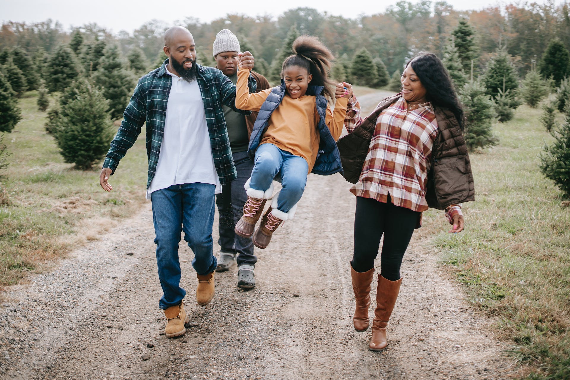 20 Family Goals Examples to Share with Your Loved Ones