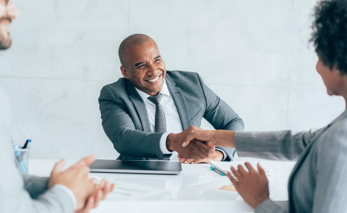 Follow-Up Email 2 Weeks After An Interview: How to Write It (+Template)