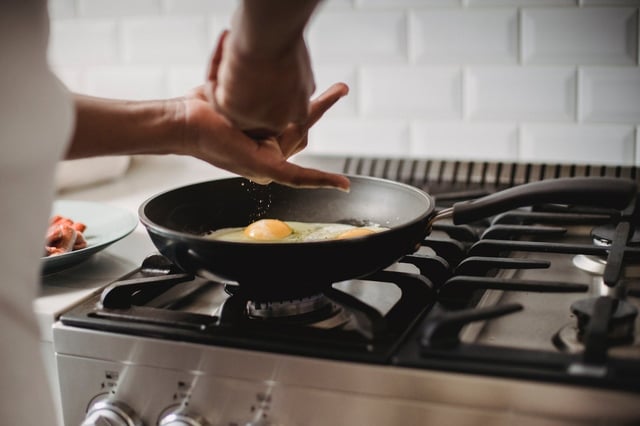 Hobbies to Do After Work That Will Help Clear Your Head