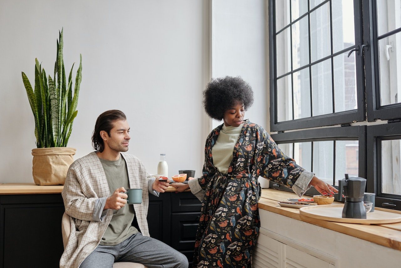 What Relationship Coaching Is & How to Find a Coach