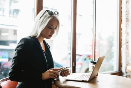 Reward Power in the Workplace and How to Motivate Employees