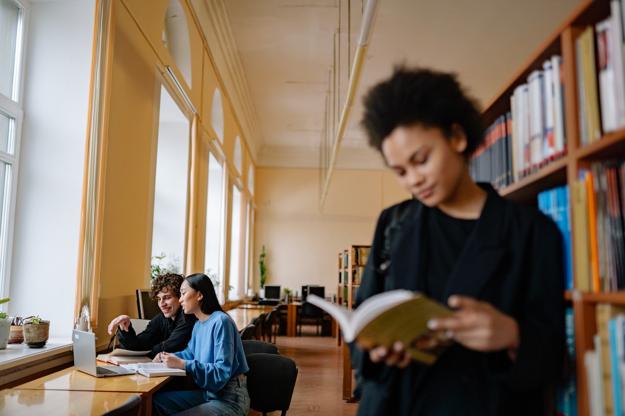 Expected Graduation Date on Resume: Should You Add It?