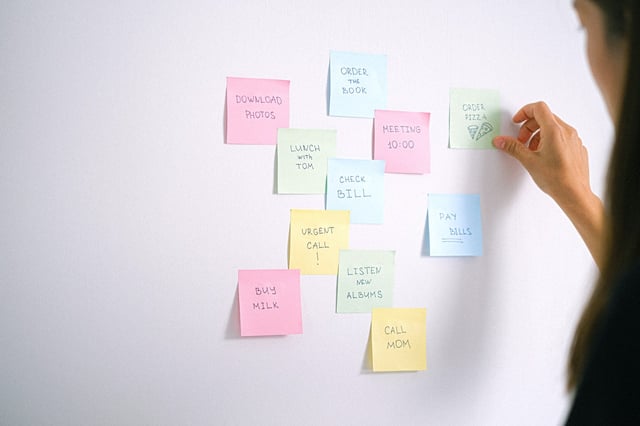 How to Make a To-Do List: 6 Tips & Examples