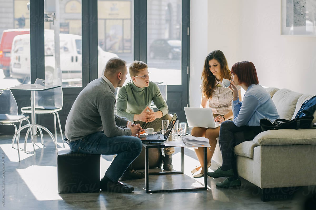 People Management: Definition and Tips to Succeed