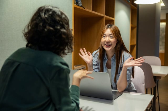 What’s Group Coaching? Benefits & How to Find a Coach