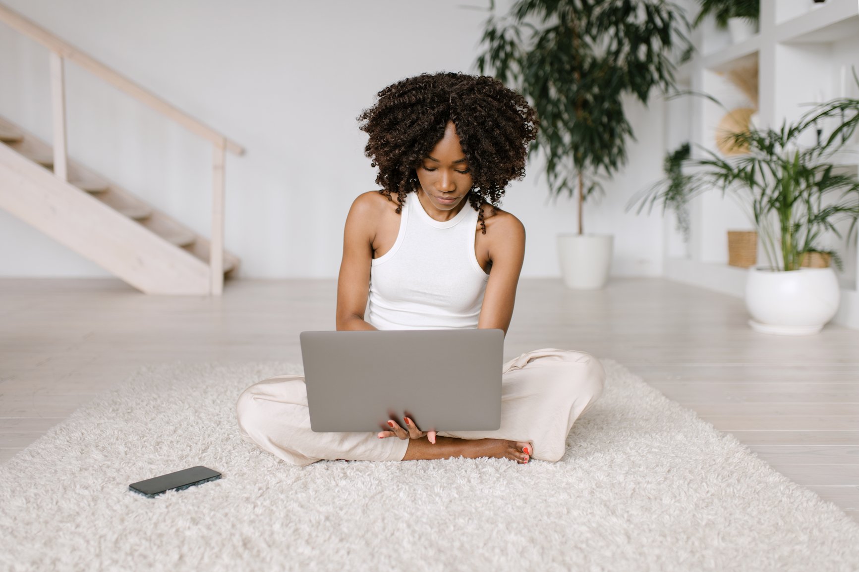 22 Workplace Goals Examples and Tips to Achieve Them