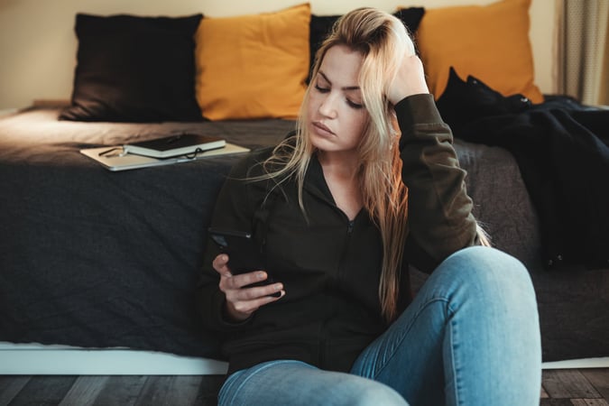28 Backhanded Compliment Examples And How To Respond