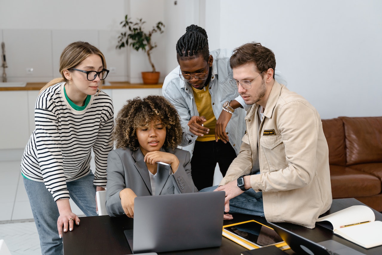 7 Collaboration Interview Questions and How to Answer Them Correctly