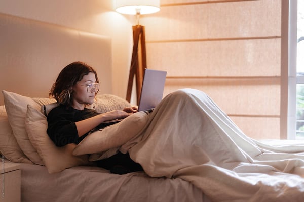 How to Work from Home: 8 Tips to Thrive